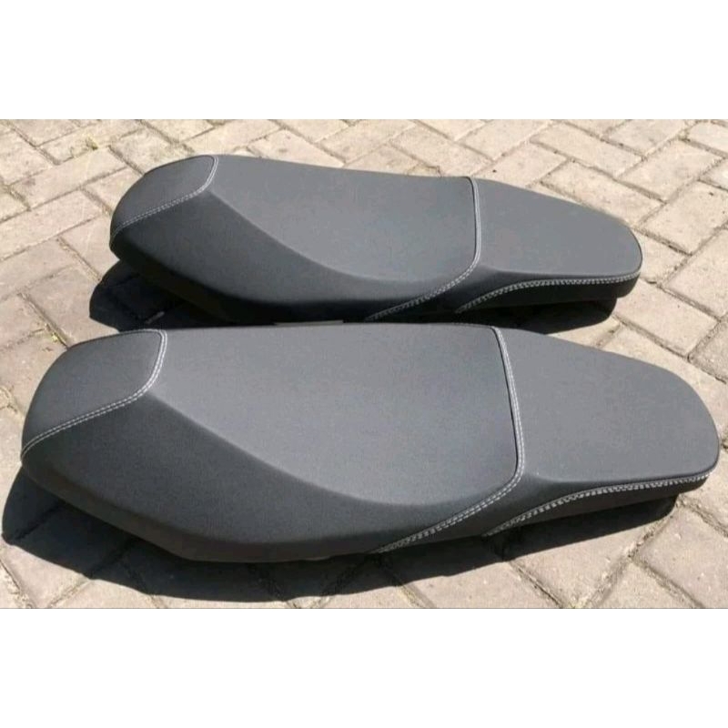 Jual jok Vario 125/150 LED OLD/ LED lama - jok Vario tingkat kulit ...