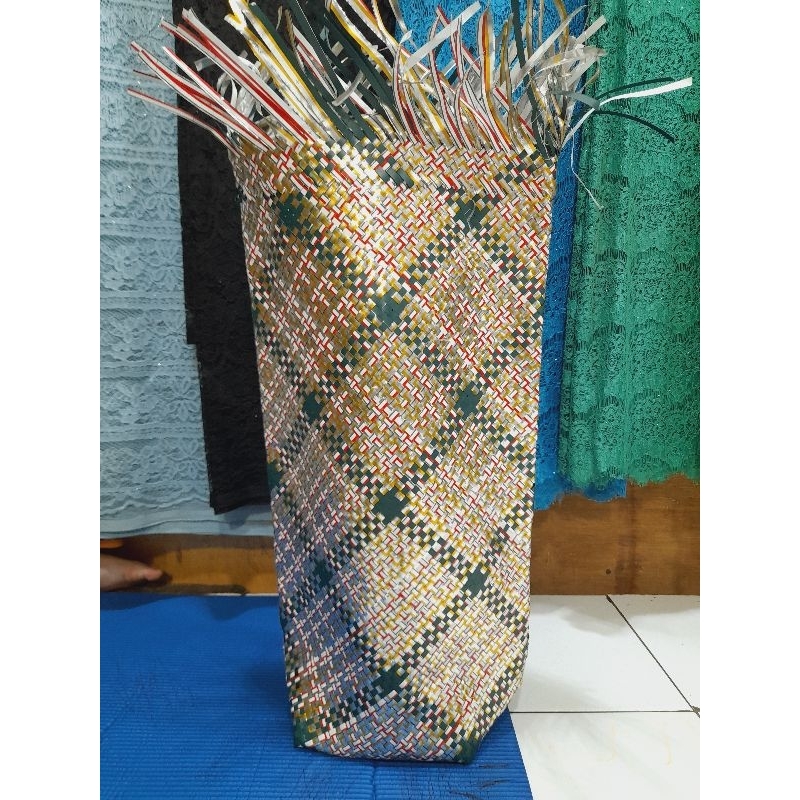 Jual Tandok Tulang Bahan Plastik Biasa isi 7 - 10 liter | Shopee Indonesia