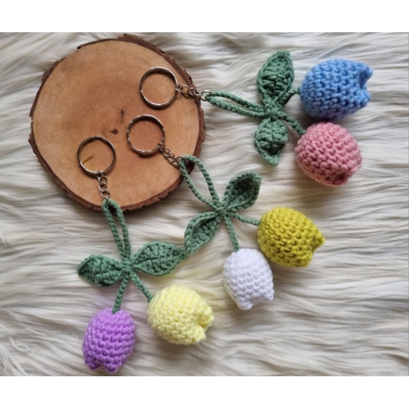 Jual GANTUNGAN KUNCI RAJUT TULIP, STRAWBERRY | KEYCHAIN CROCHET TULIP ...