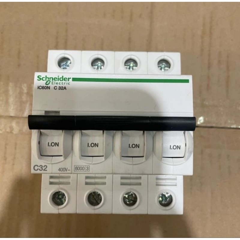 Jual mcb schneider ic60n 4p 32a a9f74432 6ka | Shopee Indonesia