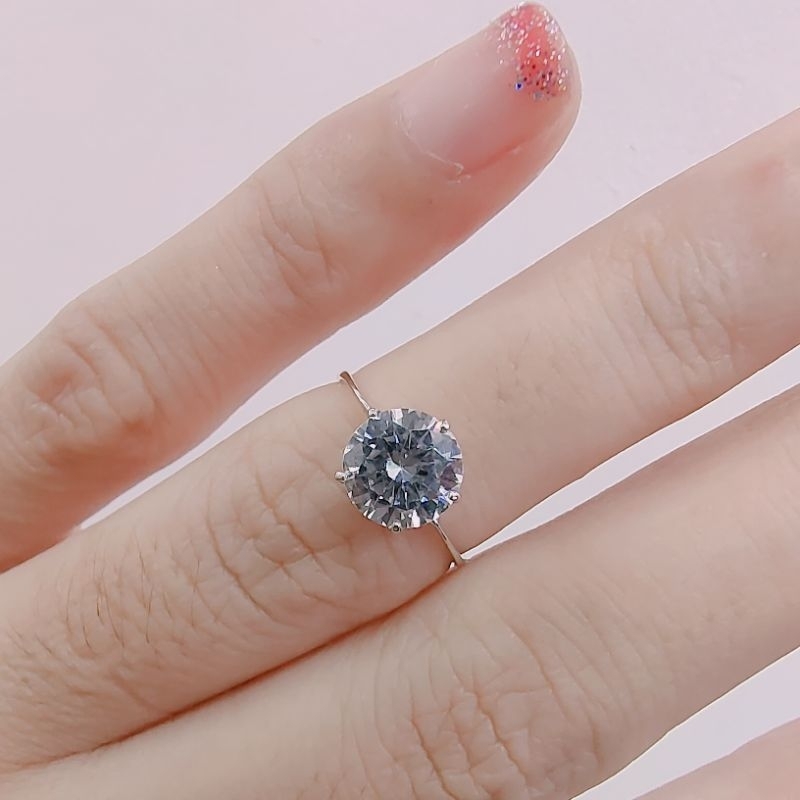 Jual cincin mas putih Solitaire mewah dan elegan diamond look kadar 8k ...
