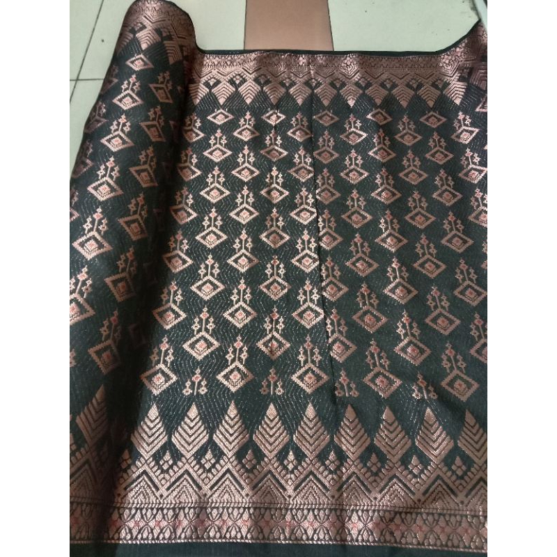 Jual KAIN SONGKET / KAIN SONGKET METERAN / KAIN SONGKET MELAYU | Shopee ...
