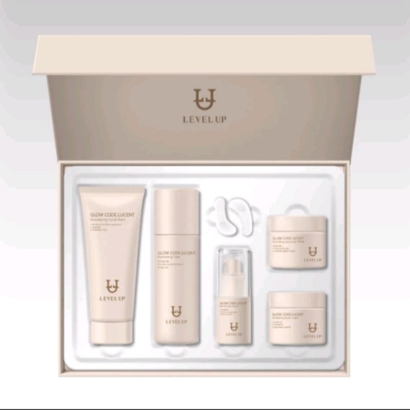 Jual LEVEL UP BEAUTY GLOW SKINCARE + BOX | Shopee Indonesia