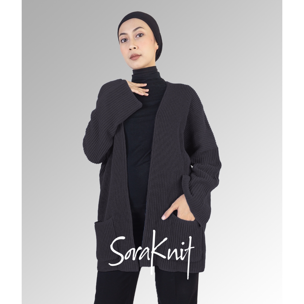 Jual Premium Sweater Cardigan Rajut Wanita Korea Oversize Knit wear Kardigan polos jumbo Dijamin ...