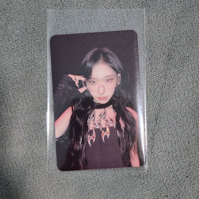 Jual ITZY Photocard / BDM POB / Special Card / Mini folded poster ...