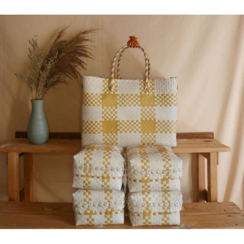 Jual KEBEN SET 4 MOTIF KOTAK / KEBEN MURAH / KEBEN BALI/ CANANG SARI ...
