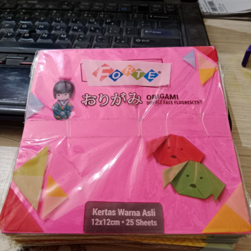 Jual kertas lipat origami kecil(12x12), sedang (14x14) besar (16x16 ...
