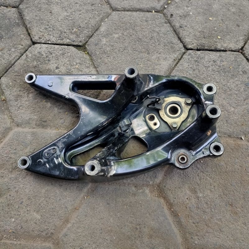 Jual arm swing arm nmax old ARM yamaha NMAX original | Shopee Indonesia
