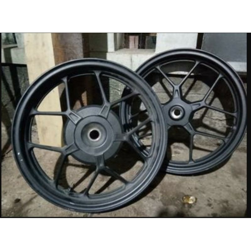 Jual velg/velek set depan belakang Honda Vario new 150cc PNP Vario ...
