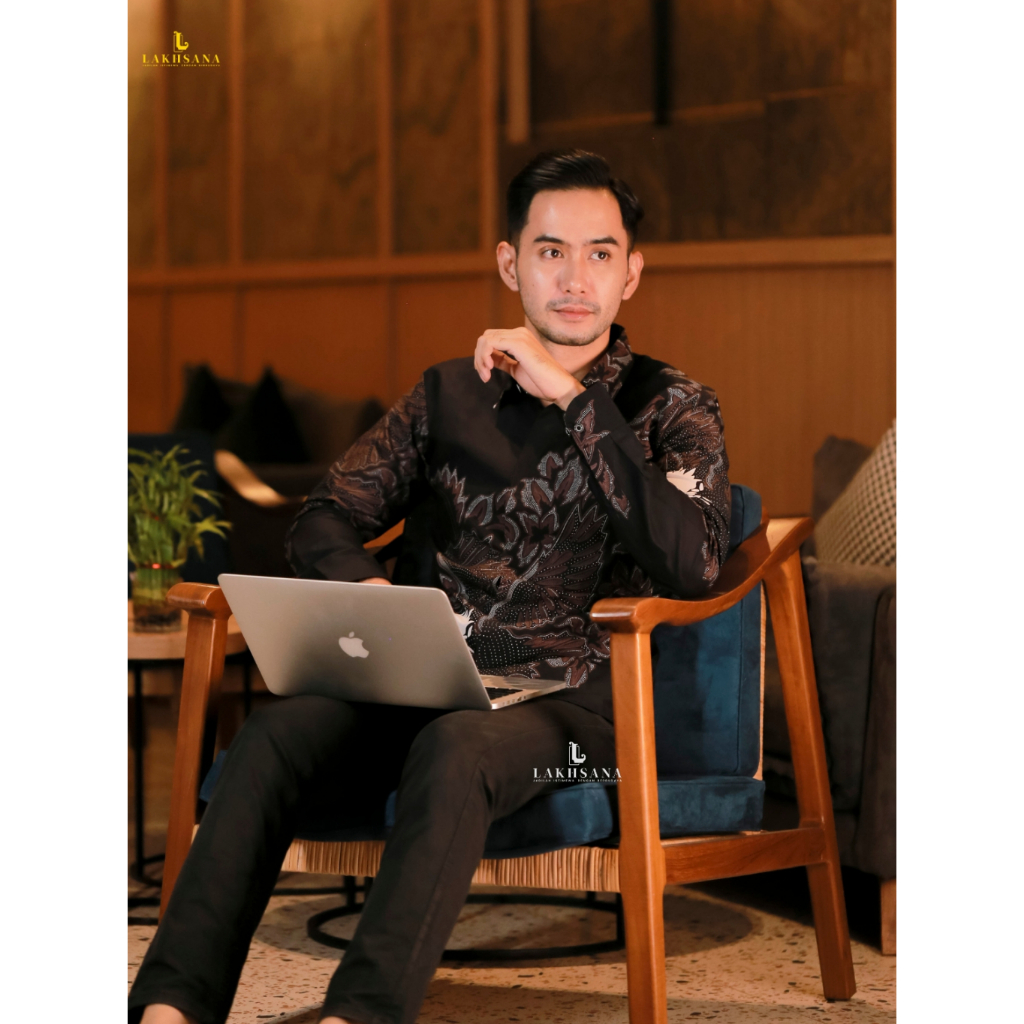 Jual Lakhsana Batik Arya - Kemeja Batik Premium Slimfit Lengan Panjang ...