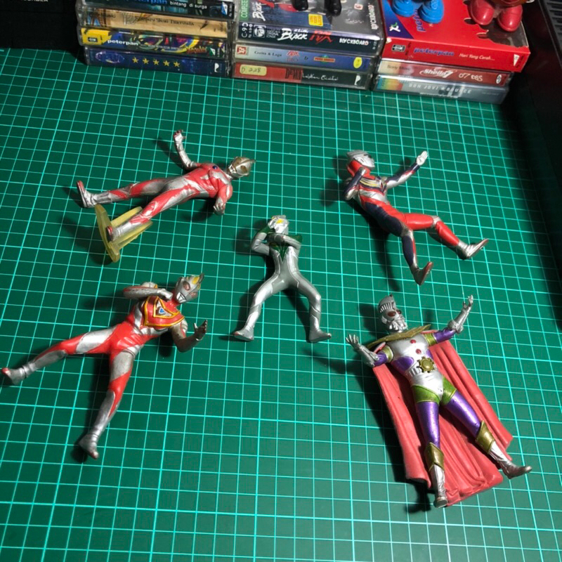 Jual Figure Ultraman Bandai Second set (5pcs) | Shopee Indonesia