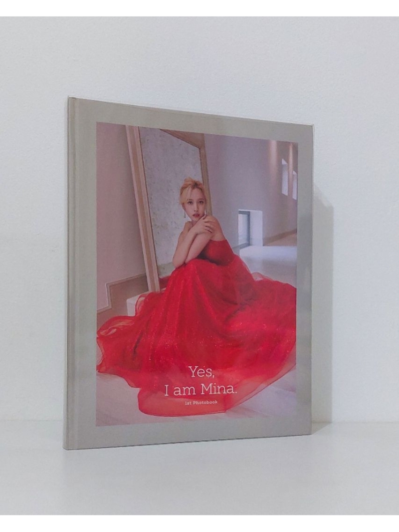 Jual TWICE Mina 1st Photobook "Yes I am Mina" Unsealed | Shopee Indonesia