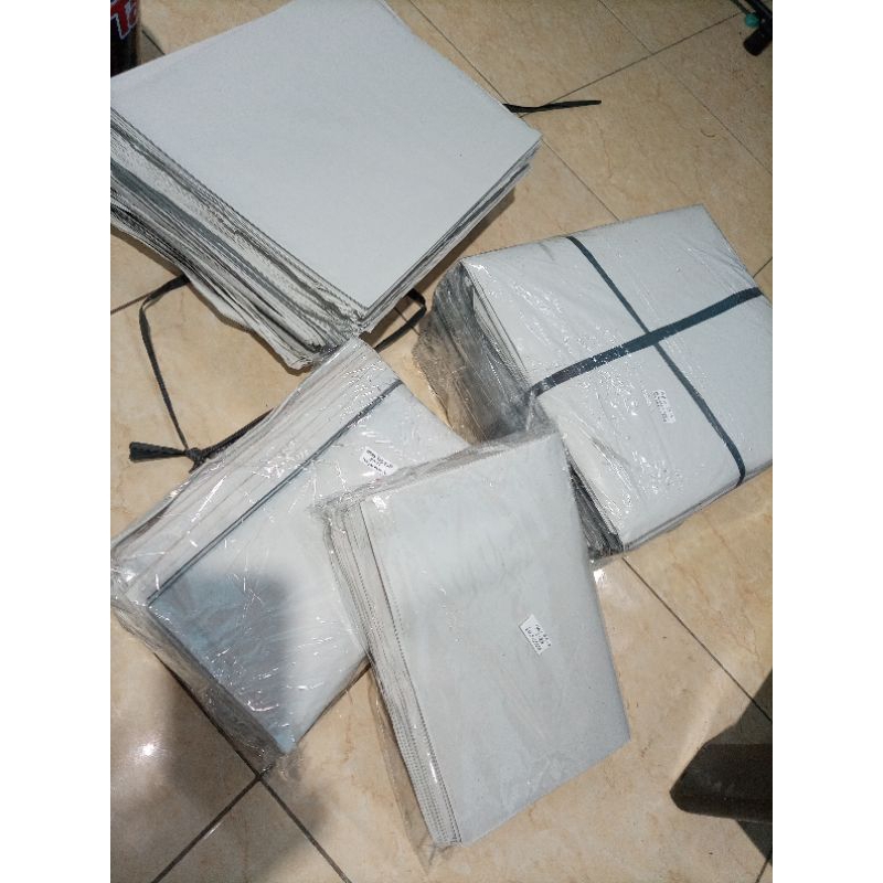 Jual KERTAS KORAN POLOS / KORAN RETUR POLOS / KORAN KILOAN | Shopee ...