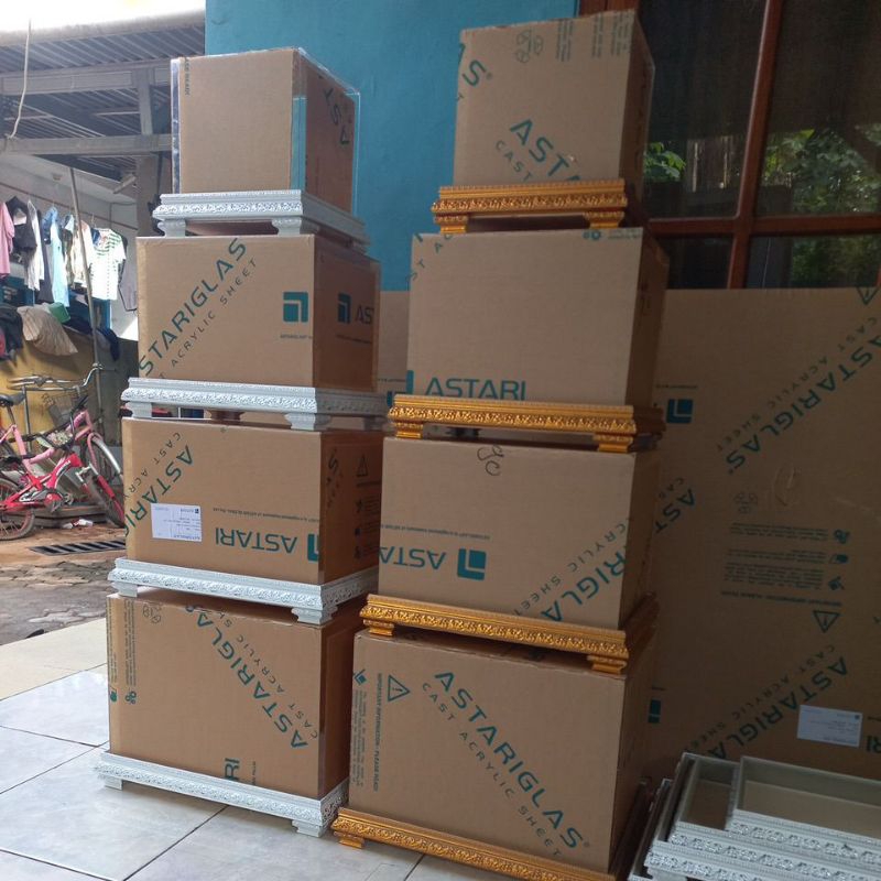 Jual Akrilik kotak seserahan satu set isi 4 plus Alas /baki plus kaki ...