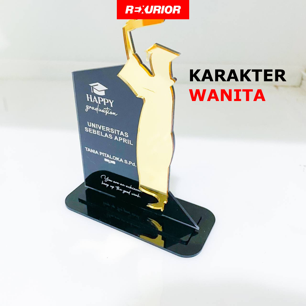 Jual Plakat Wisuda / Graduation Karakter Akrilik Mewah Gold I REXURIOR ...