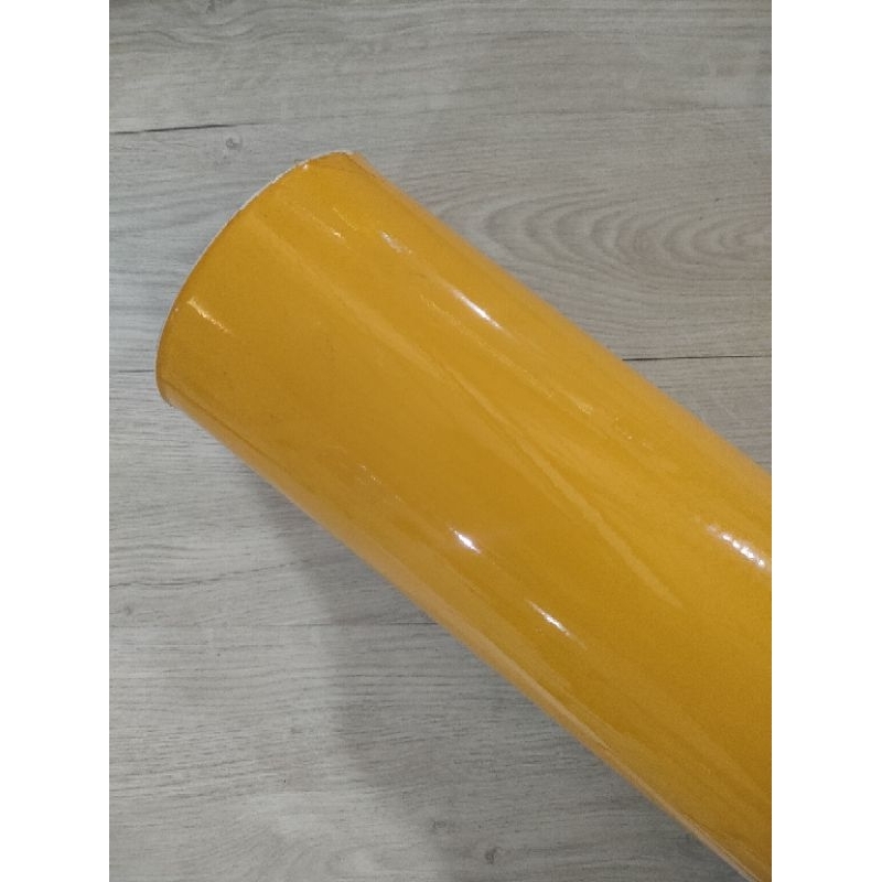 Jual stiker skotlet kuning glossy 1 rol ukuran 45cm x 15 meter | Shopee ...