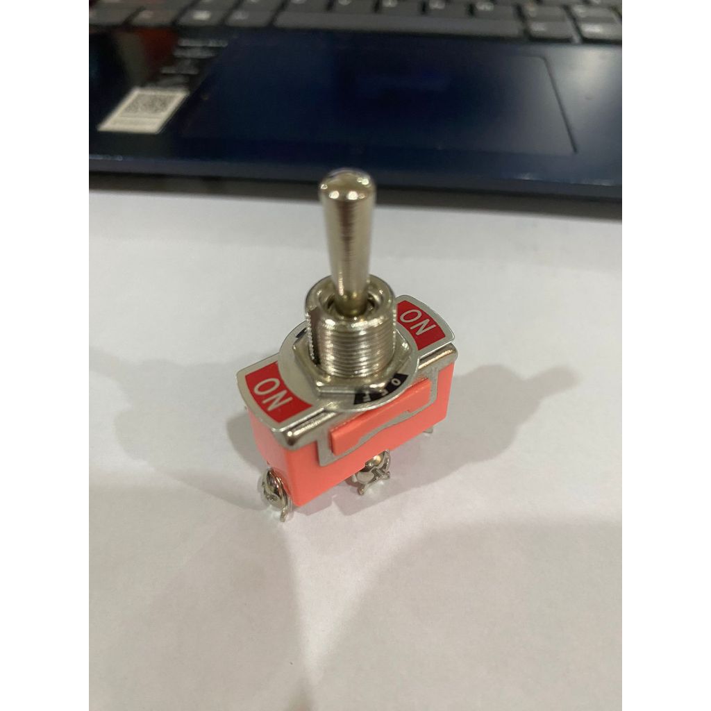 Jual Toggle Switch 3 Pin ON OFF ON ETEN 1122 Saklar Togle Kaki 3p 15A E ...