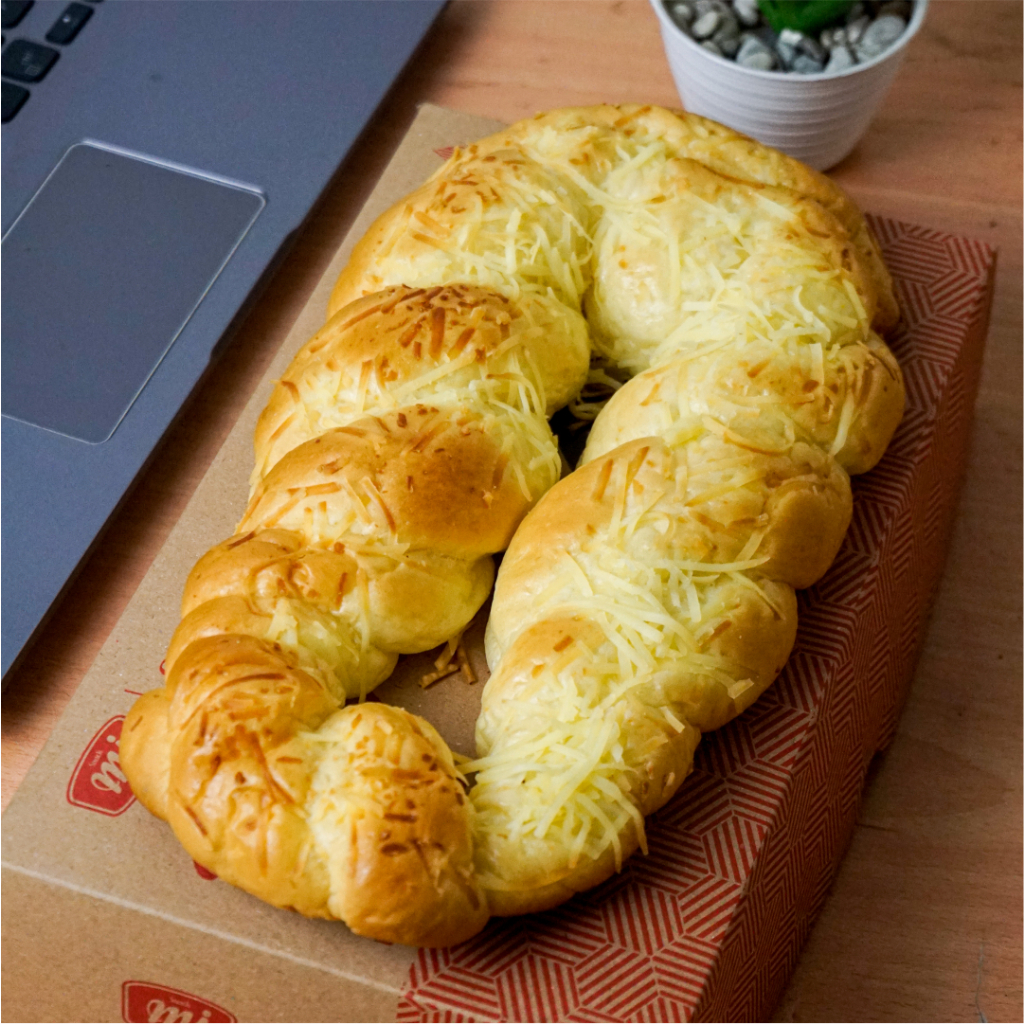 Jual Roti Kepang | Keju | Pisang Coklat | Shopee Indonesia