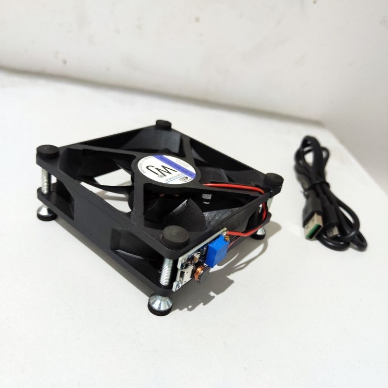 Jual Kipas usb pendingin modem router WIFI 1 Fan usb 9cm 5000RPM angin ...