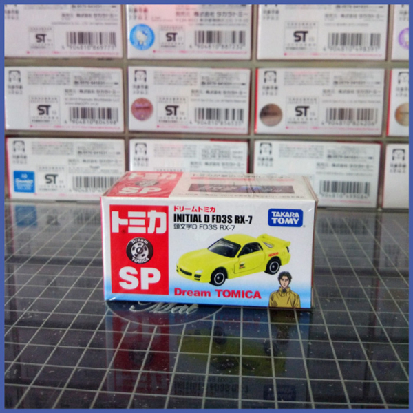 Jual Unik Tomica Dream SP Mazda Initial D FD3S RX-7 Diskon | Shopee Indonesia