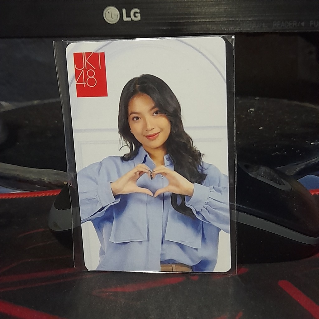 Jual [PROMO] Photocard Ori Official JKT48 Gracia X Jtrust Bank Vol. 2 | Shopee Indonesia