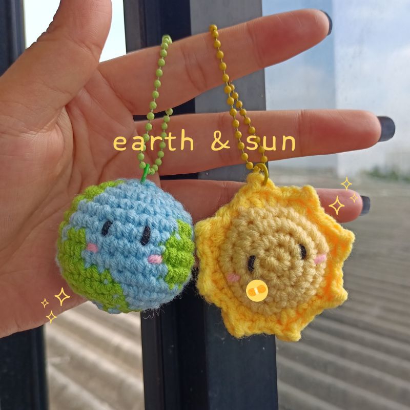 Jual [HANYA PAKAI SPX] Gantungan Kunci Couple Rajut | Couple Keychain ...
