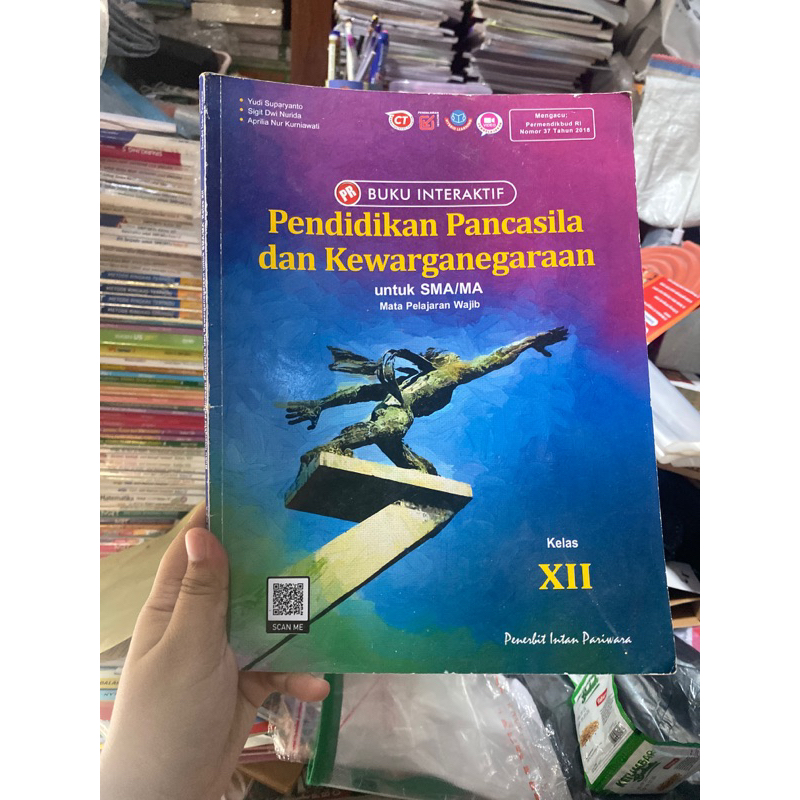 Jual PR Buku interaktif pendidikan Pancasila dan kewarganegaraan SMA/MA kelas XII Intan Pariwara ...