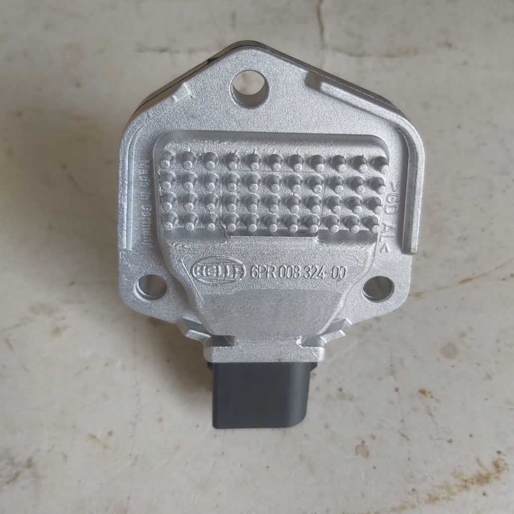 Jual Sensor level oli karter BMW N42, N46 E46, E90 HELLA | Shopee Indonesia