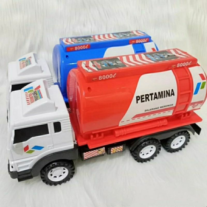 Jual Mainan Truck Tangki Pertamina Besar / Truck Oil Tangker -2060 ...