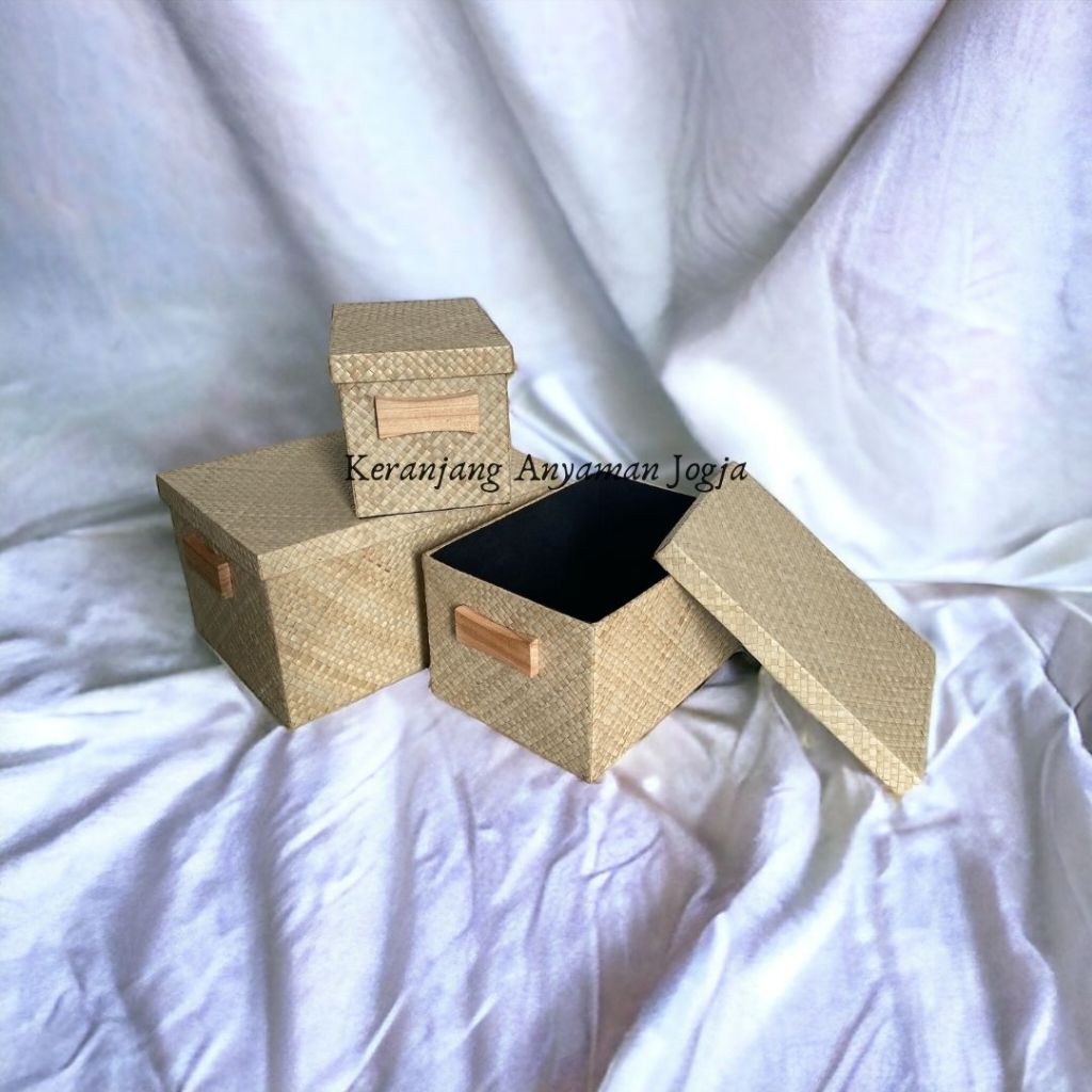 Jual Box Penyimpanan Material Pandan / Box Container Pandan / Storage ...