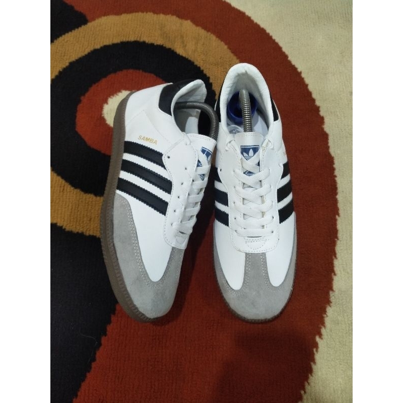 Jual SAMBA PUTIH & SAMBA HITAM (TAKE ALL) | Shopee Indonesia