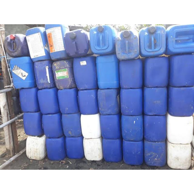 Jual jerigen bekas 20liter - 30 liter random | Shopee Indonesia