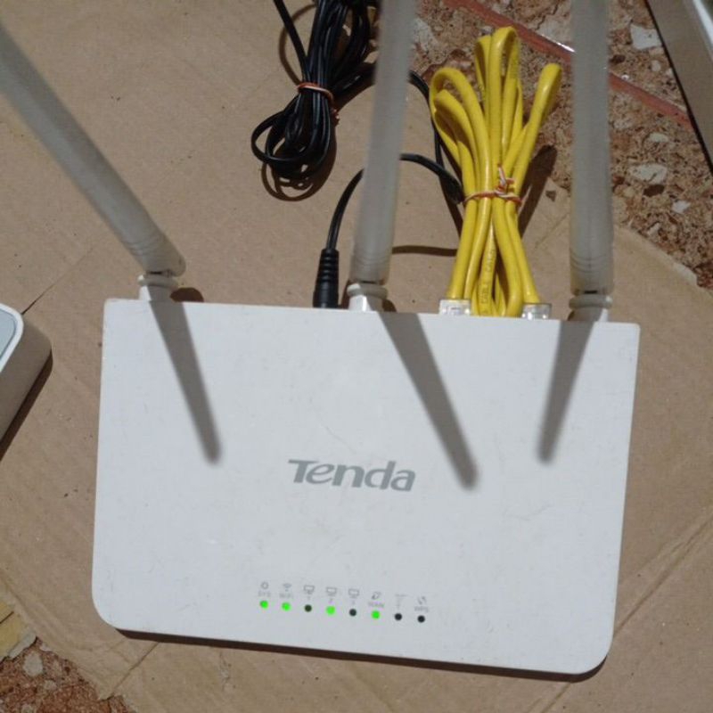 Jual ROUTER TENDA F3 ANTENA 3 LAMPU 8 RT RW NET HOTSPOT PPPOE VOUCHERAN ...