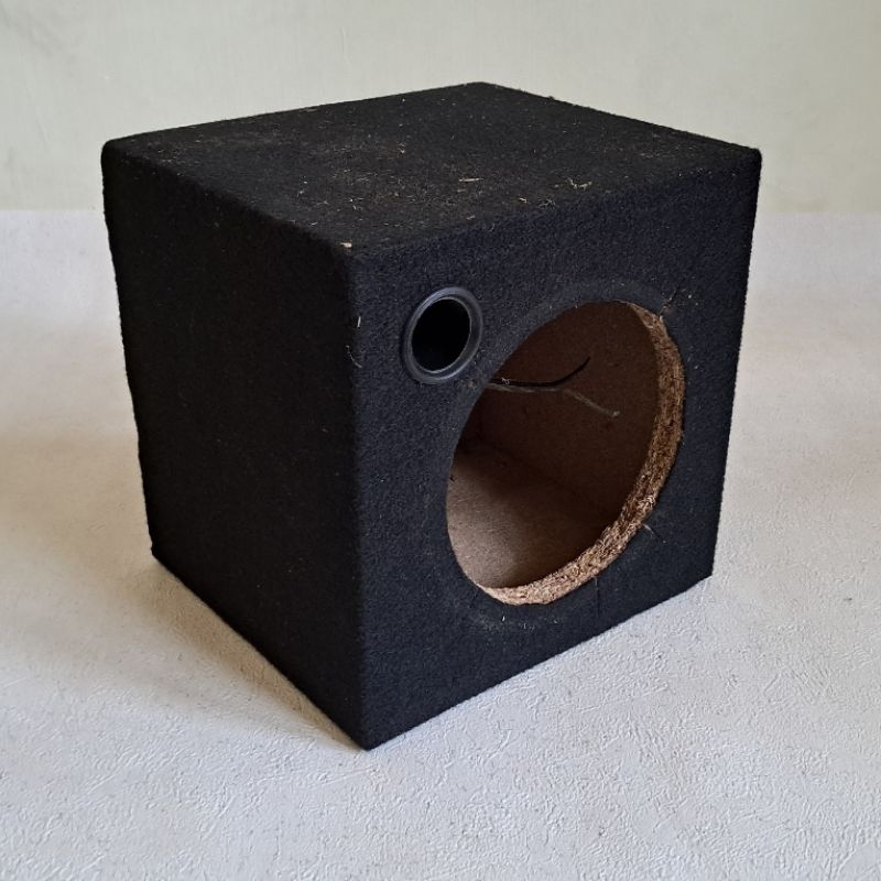 Jual Box Speaker Subwoofer 6 Inch Kotak (Bekas/Second) | Shopee Indonesia