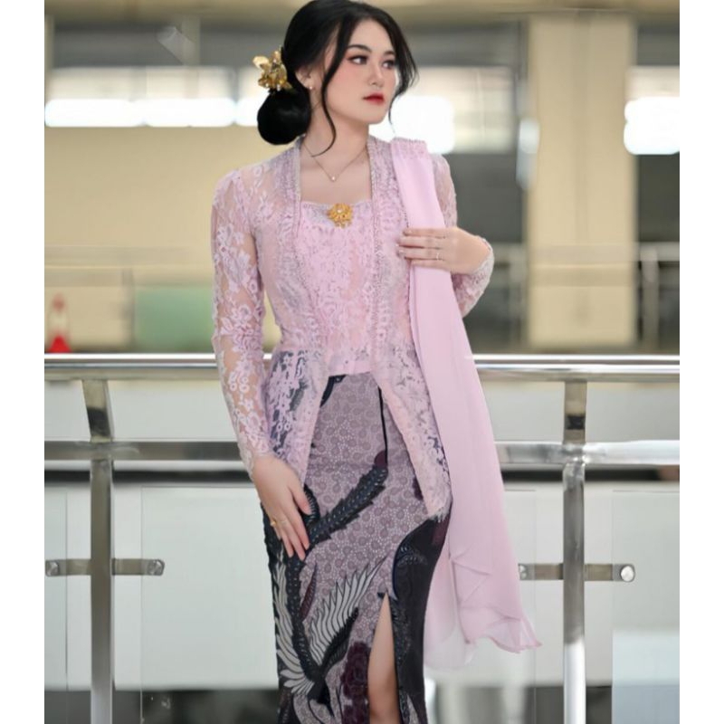 Jual kebaya Payet semi Payet with rok with furing sedada, tidak ...