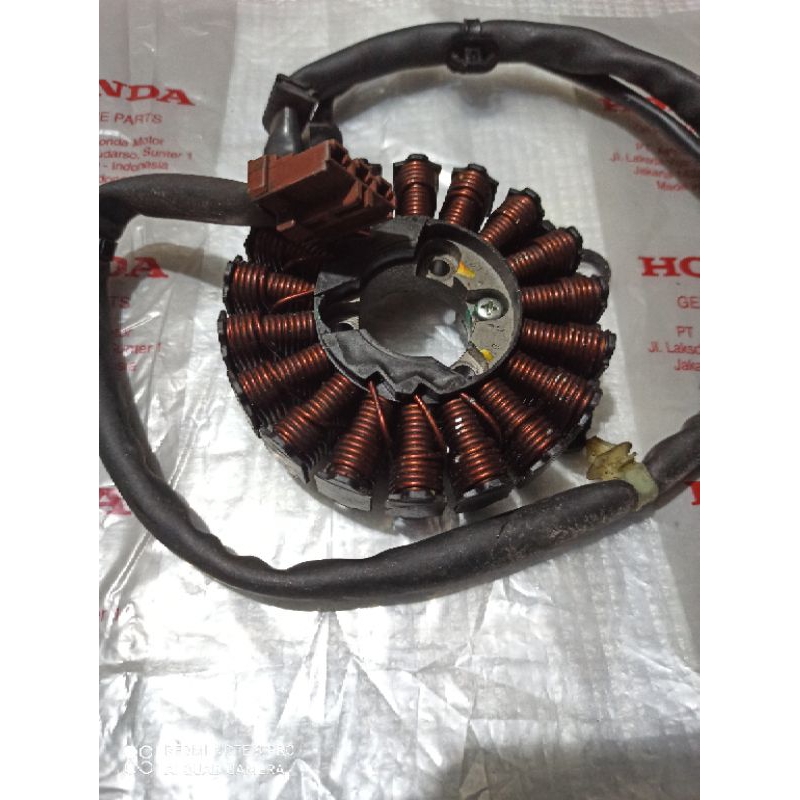 Jual Spull Stator Comp K2F Scoopy 2021-2023 Genio K0J Original | Shopee Indonesia