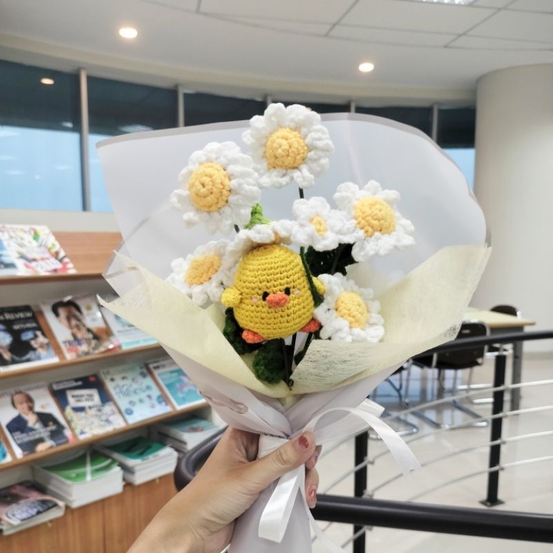Jual duck with daisy flower bouquet kit // buket bunga rajut // buket ...