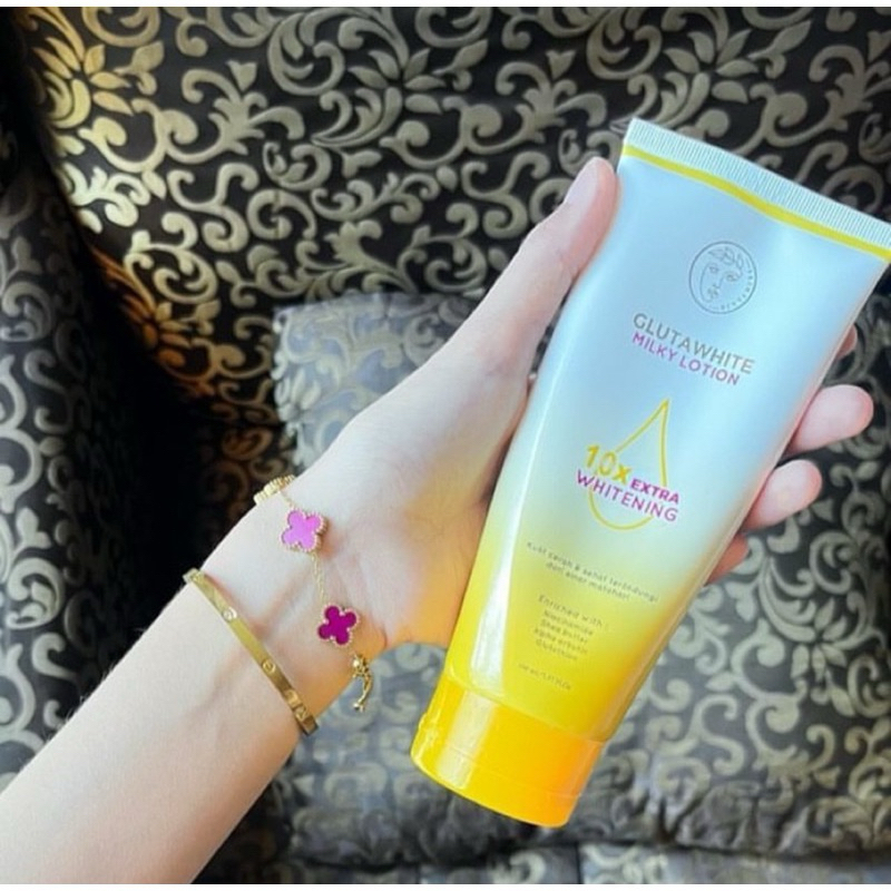 Jual READY! SKINFLAIR GLUTAWHITE MILKY LOTION 150ML LOTION SKINFLAIR ...