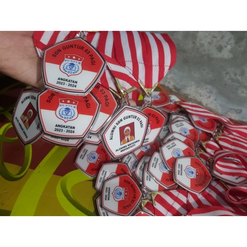 Jual MEDALI (free 1 pcs/order 50 pcs) 2 Sisi & Medali 1 sisi Akrilik ...