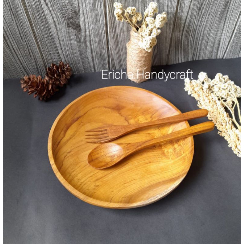 Jual piring kayu jati/piring makan kayu jati 20cm set sendok garpu kayu ...