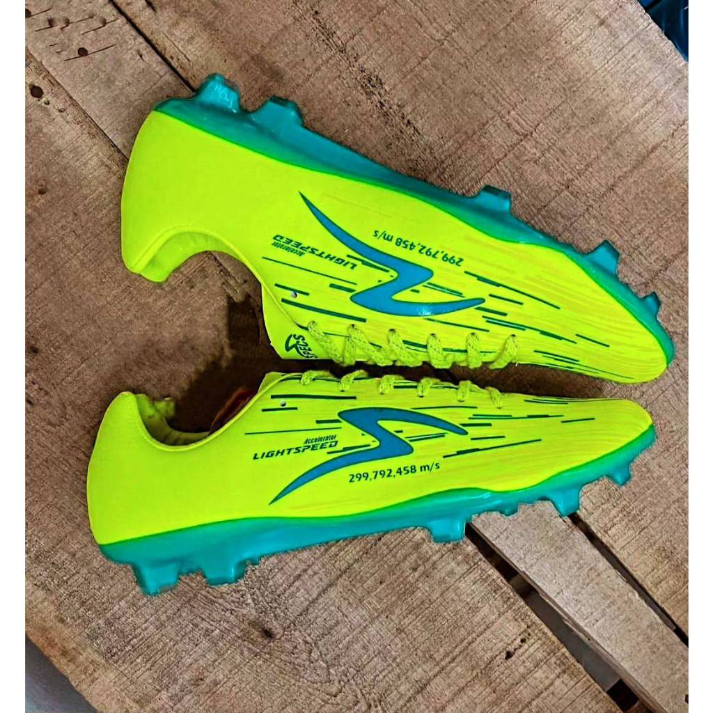 Jual specs accelerator lightspeed reborn safety yellow fg sepatu bola ...
