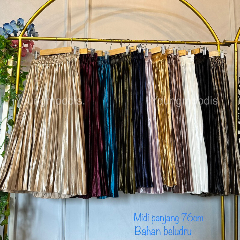 Jual Mewah midi skirt rok velvet rok prisket halus original import ...