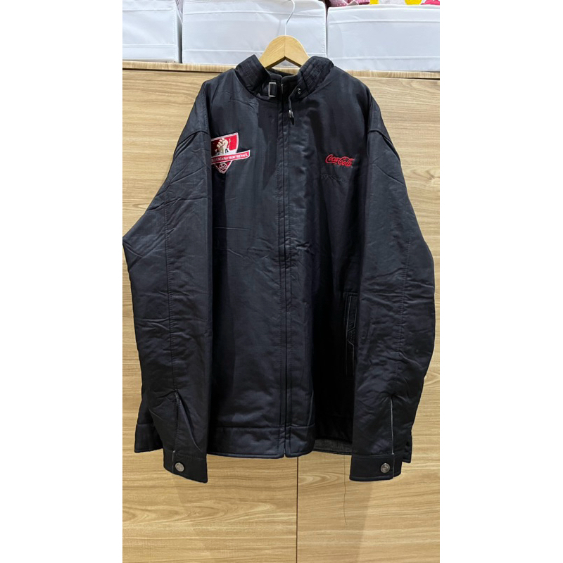 Jual J*aket Boss x Coca Cola | Shopee Indonesia