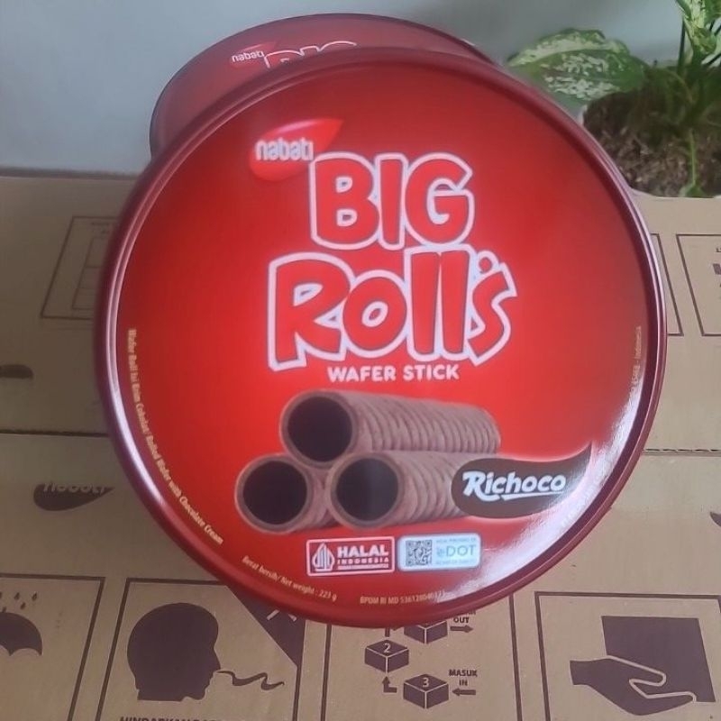 Jual BIG ROLLS NABATI DAN NEXTAR NOIR KALENG COKLAT | Shopee Indonesia