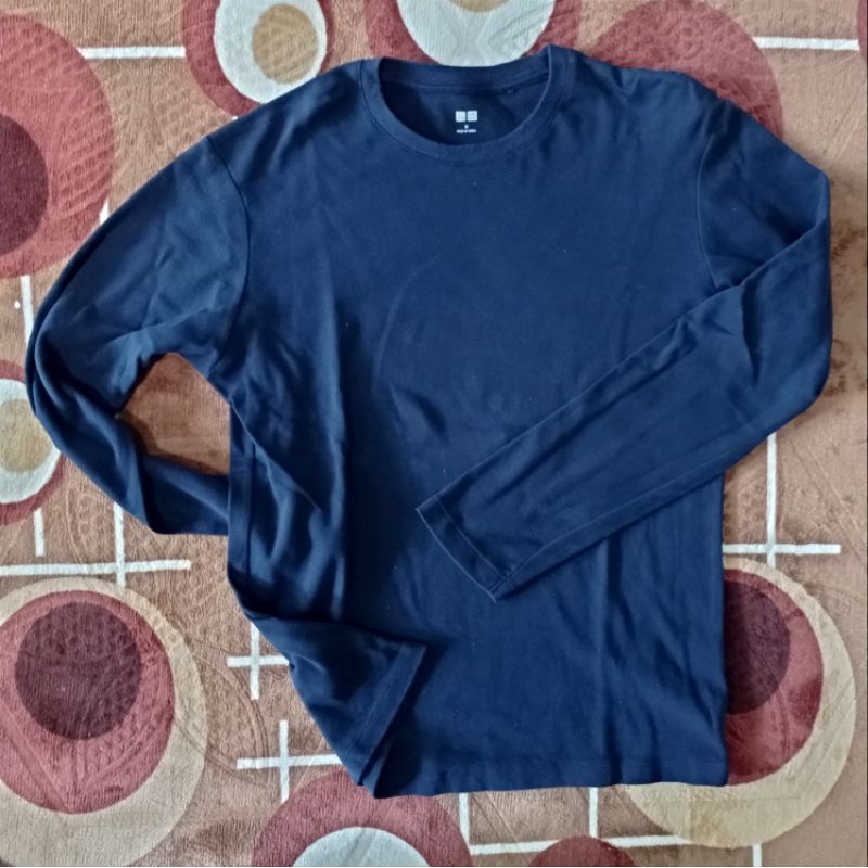 Jual Uniqlo Basic Longsleeve Size M (Kaos Lengan Panjang) | Shopee ...