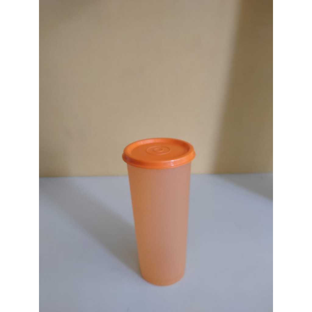 Jual TUPPERWARE - GIANT TUMBLER ORANGE | Shopee Indonesia
