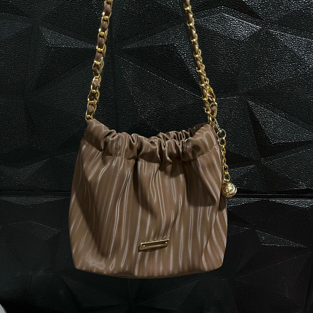 Jual Queenbags - Tas Bahu Kerut Wanita Terbaru Bahan Nylon - Raine Bags ...