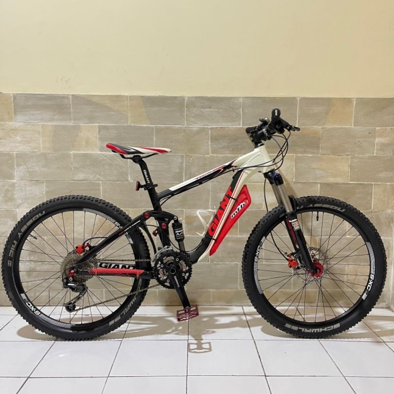 Jual SEPEDA GUNUNG DOWNHILL GIANT TRANCE 5.0 UK 26 INCH SPEED 3X10 ...
