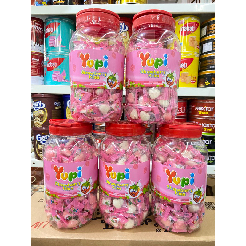 Jual PERMEN YUPI STRAWBERRY exp 2026 | Shopee Indonesia