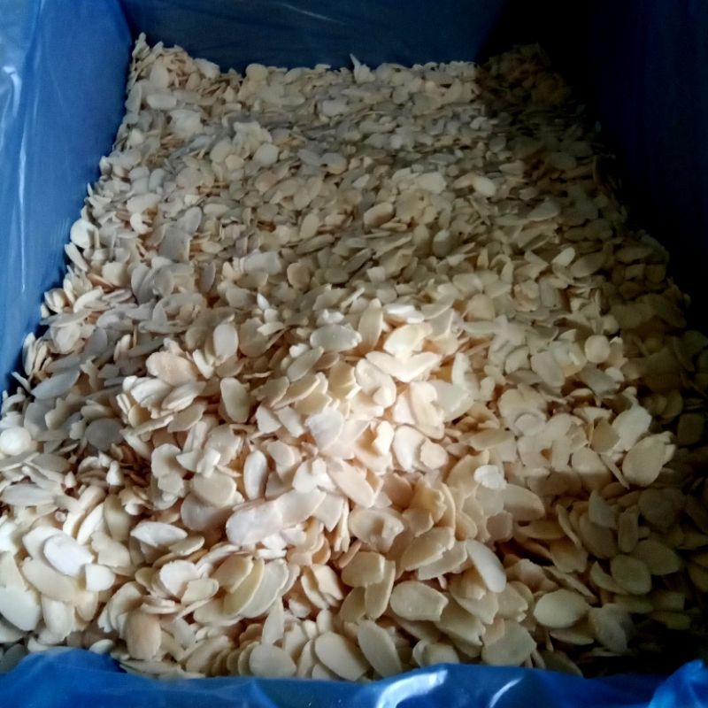 Jual Kacang Almond Slice Mentah Repack 100,250,500 Gram | Shopee Indonesia